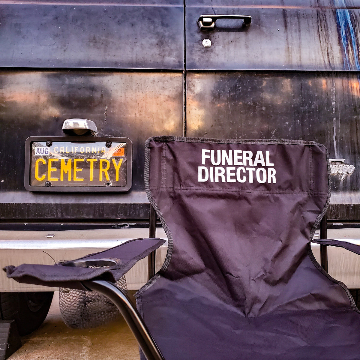 FUNERAL DIRECTOR CHAIR | Discount Cemetery